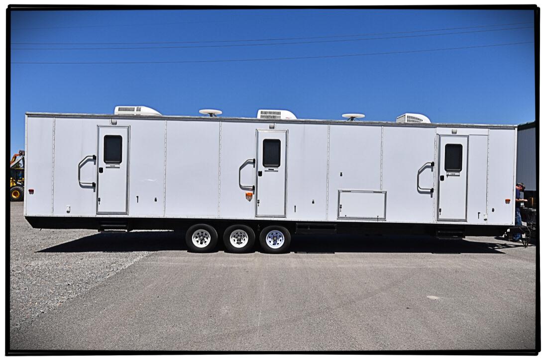 Cast Trailers - On The Road Trucks and Trailers, Utah